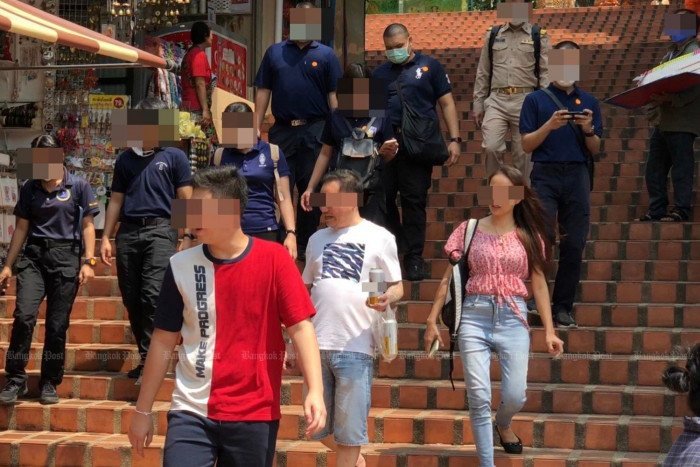 Beer-drinking tourist upsets netizens Bangkok Post Learning - Learn ...