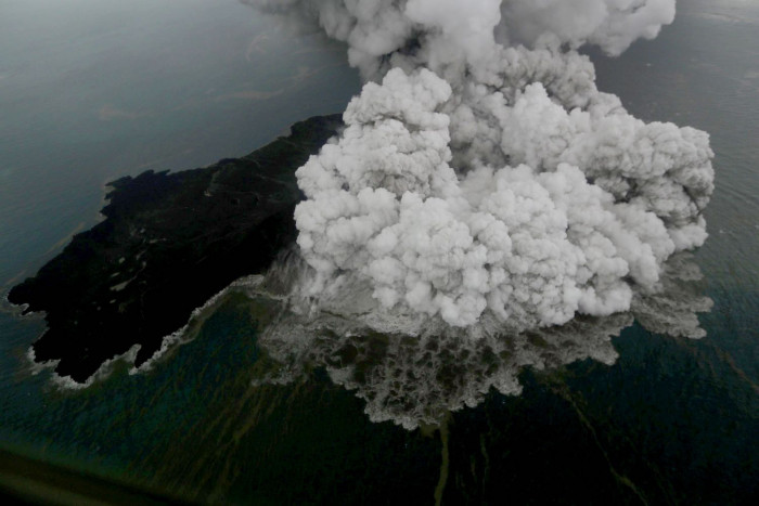 Bangkok Post - Krakatoa volcano offspring erupts