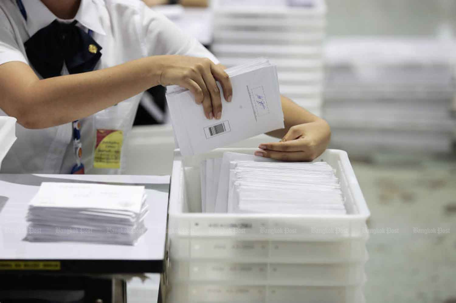 2 35m Register For Advance Voting 2 35m Register For Advance Voting