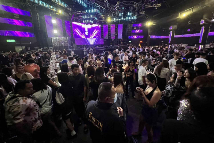 Bangkok Post - Police raid Pattaya pub for overstayers