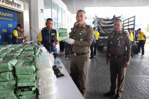 Bangkok Post - 12 arrests, 650kg crystal meth seized