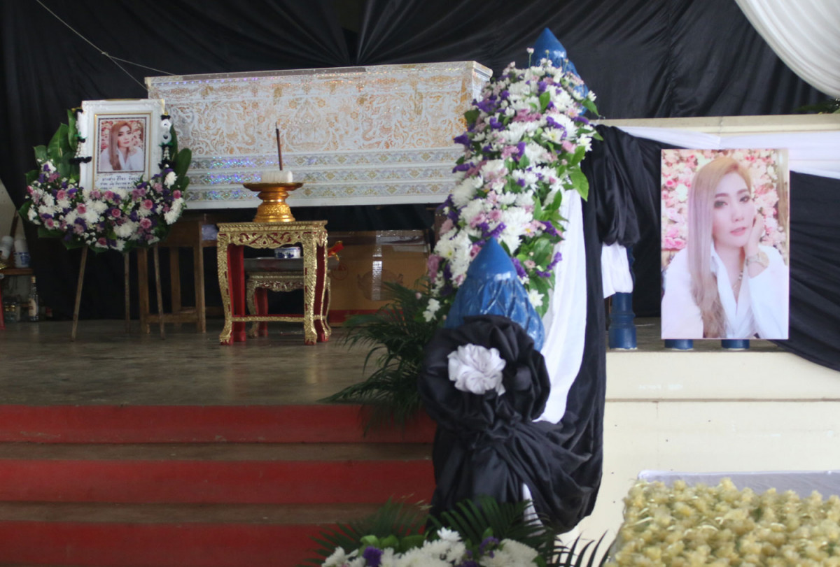 Bangkok Post - Suspected victim of ‘Aem Cyanide’ cremated