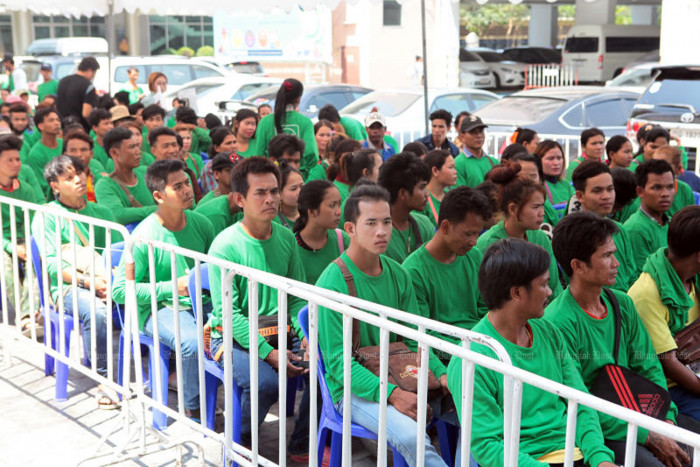 Bangkok Post - Deal to allow alien workers to stay, work