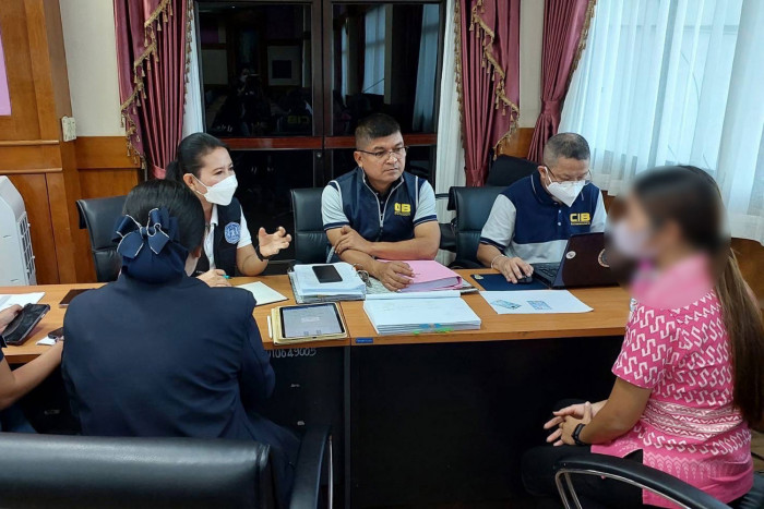 Bangkok Post - Local officials arrested in expanding corruption probe