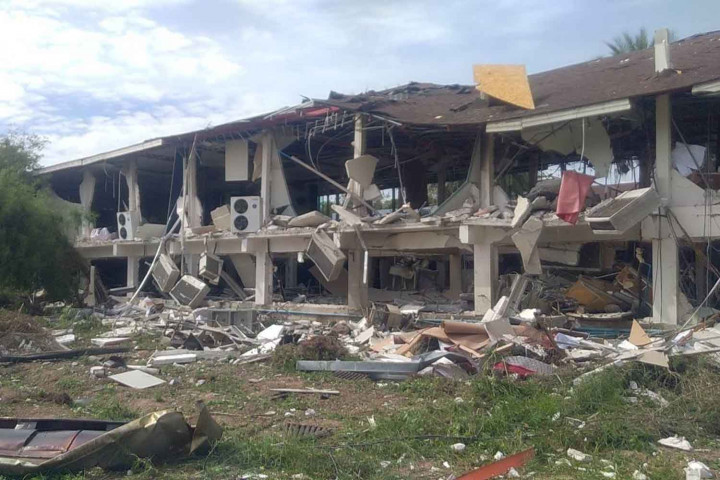 Bangkok Post - Gas explosion injures staff, wrecks hotel building