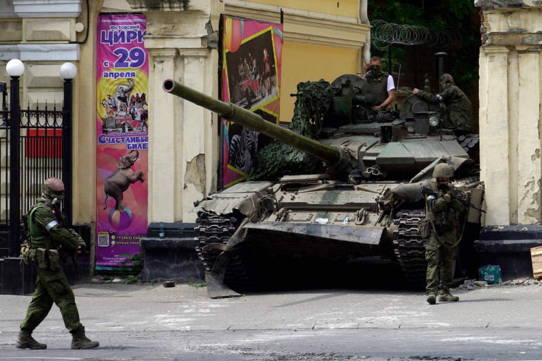 Bangkok Post - Rebel tanks in southern Russia town