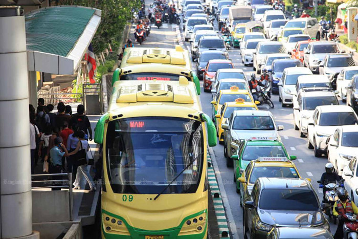 Bangkok Post - City Hall will prop up Bus Rapid Transit