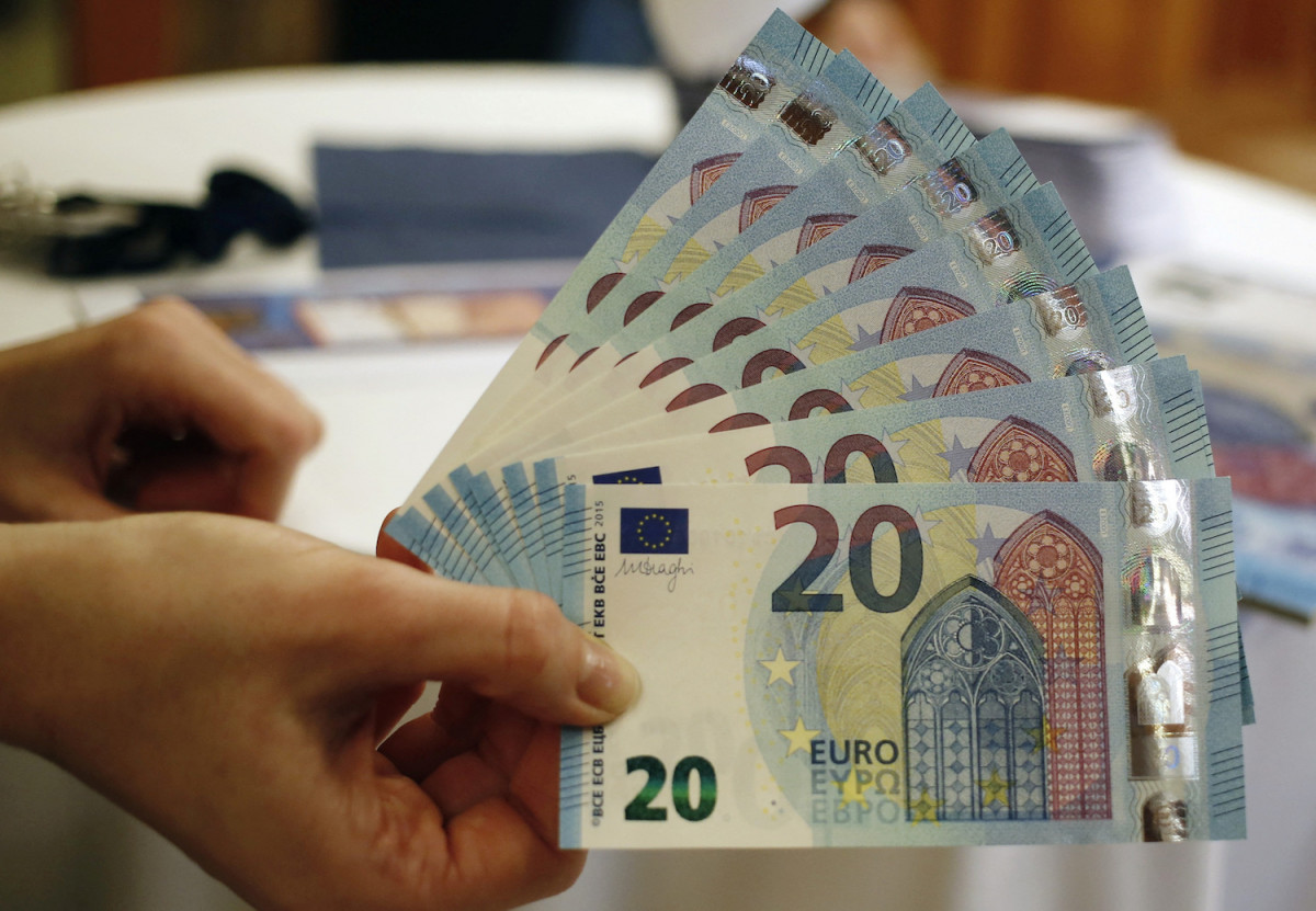 Bangkok Post - Austria proposes putting cash in the constitution