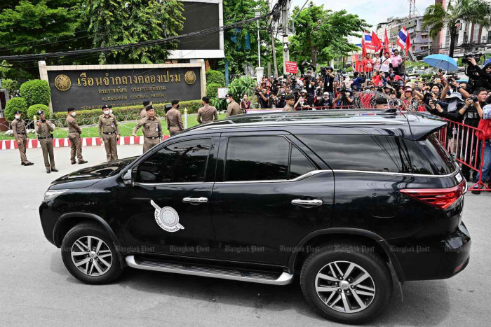 Thaksin has private room on prison medical ward Bangkok Post Learning - Learn English from News