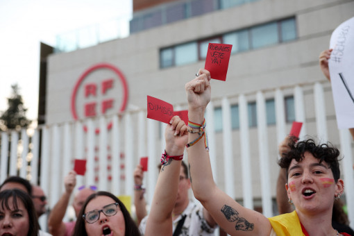 Bangkok Post - Fifa suspends embattled Spanish football chief