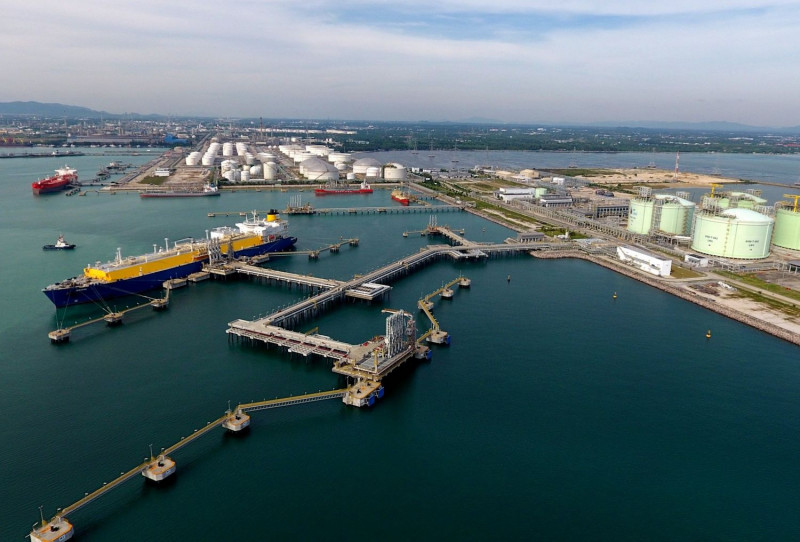 Bangkok Post - PTT aims to increase LNG conversion capacity