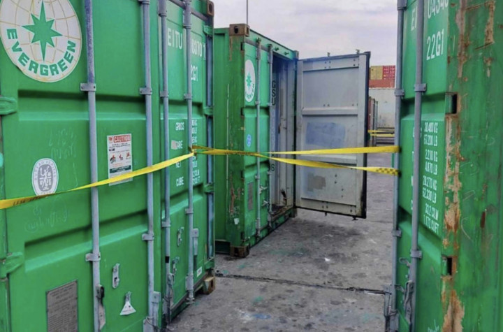 Bangkok Post - Witnesses sought over bodies found in container