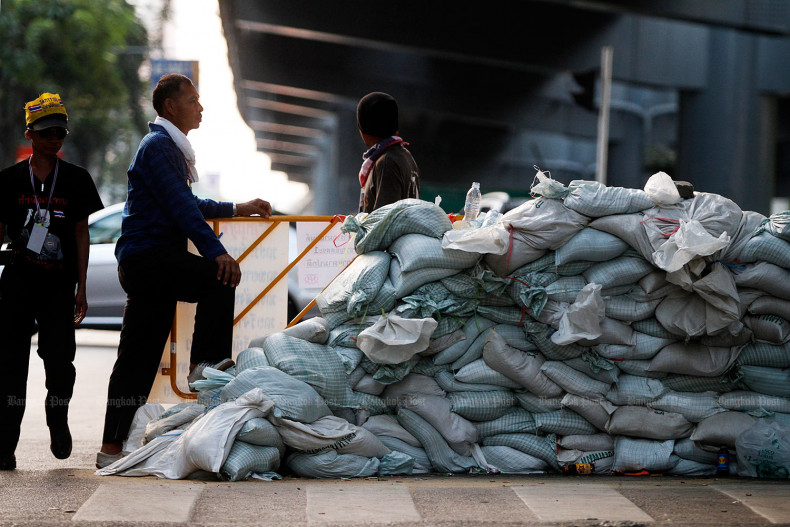 Bangkok Post - 1.5m sandbags for river use