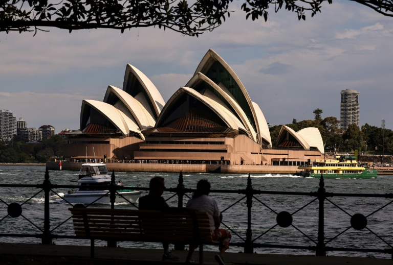 Bangkok Post - Australians fete Sydney Opera House's 50th anniversary