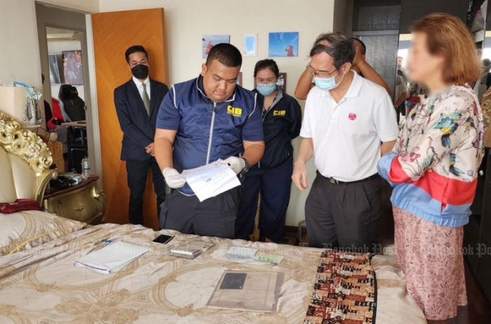 Four arrested over romance-investment scams Bangkok Post Learning - Learn English from News