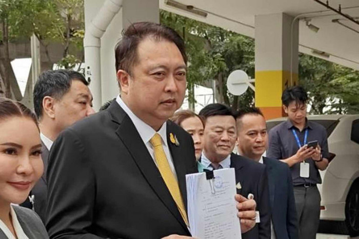 Bangkok Post - Former labour minister files lawsuit against DSI