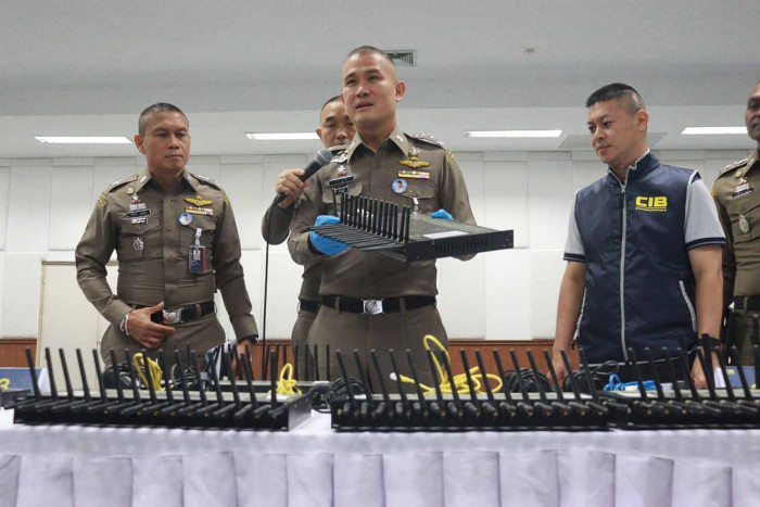 Bangkok Post - Police nab 3 'call centre' suspects