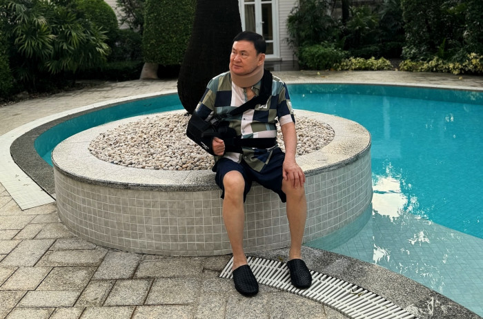 Hun Sen to visit Thaksin Bangkok Post Learning - Learn English from News