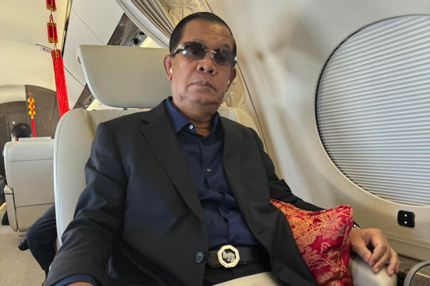 Bangkok Post - Hun Sen visits Thaksin at his Bangkok home