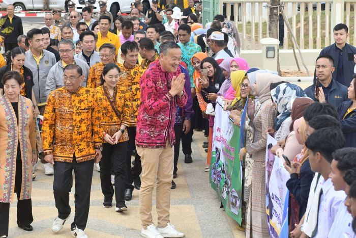 Bangkok Post - PM pushes South plans