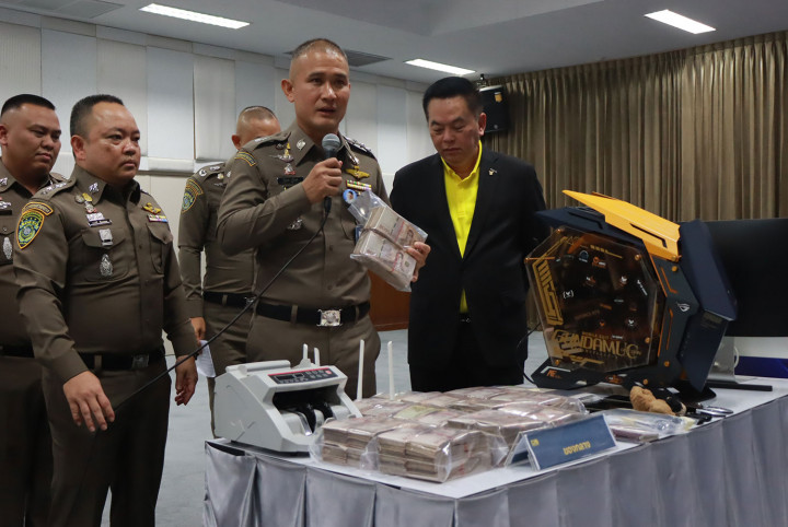 Bangkok Post - 6 members of 2 major scam gangs arrested, including 2 Chinese nationals