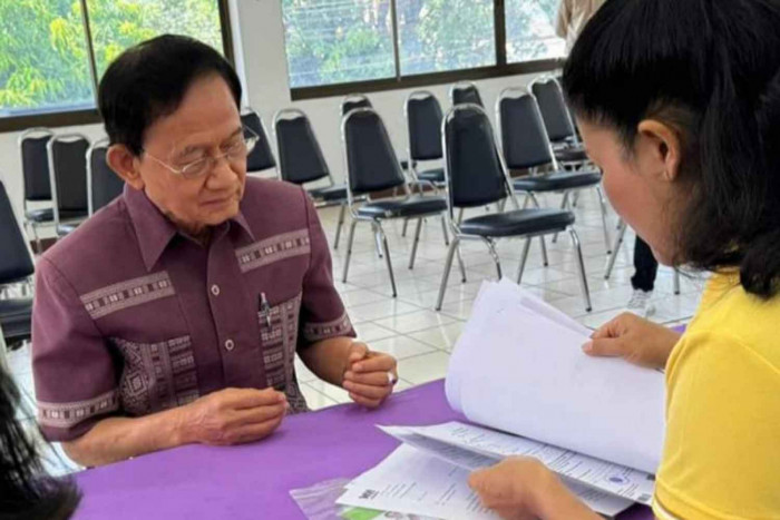 Bangkok Post - Somchai puts name down for Senate race
