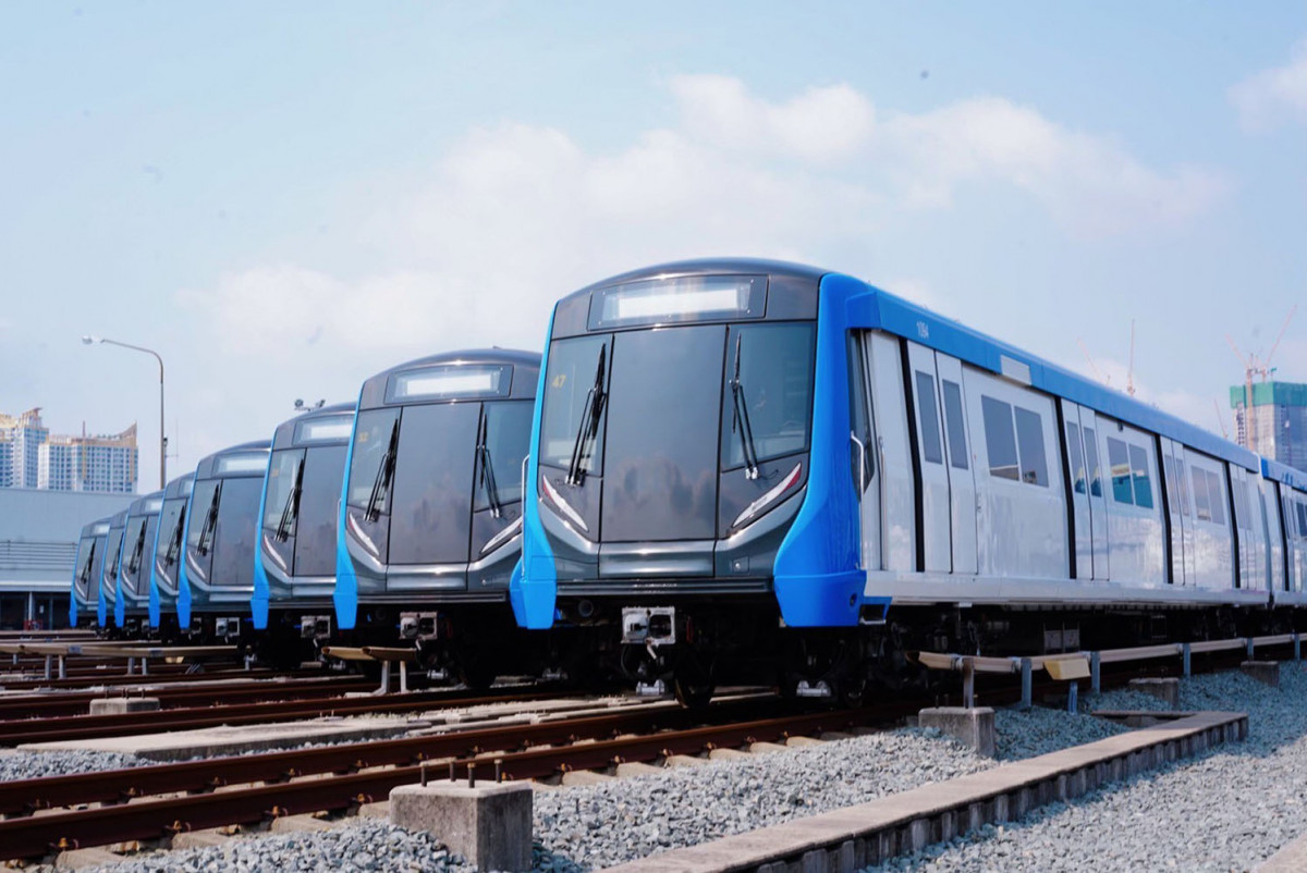 Bangkok Post - BEM Apologises for Train Water Leak Incident
