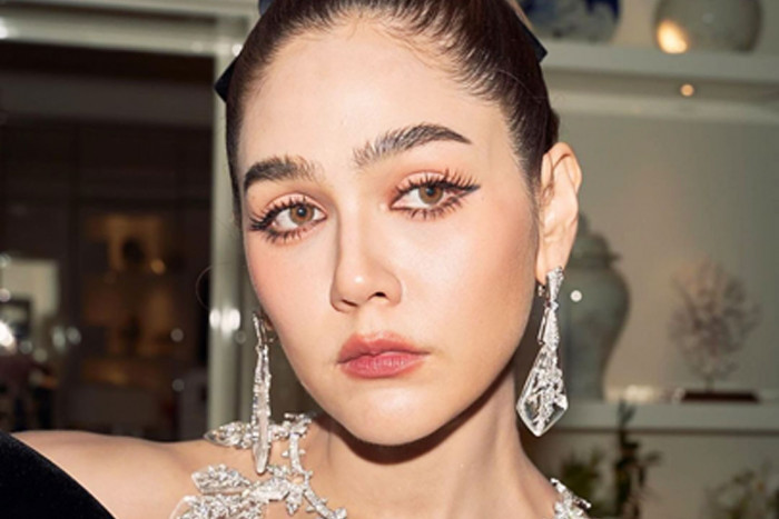 Bangkok Post - Chompoo Araya captivates at Cannes