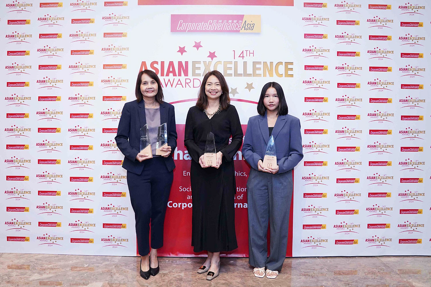 Bangkok Post - PTTOR Wins Asian Excellence Awards