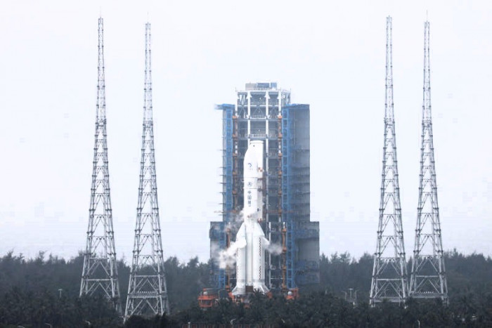 Bangkok Post - China's lunar lander lifts off from far side with cargo ...
