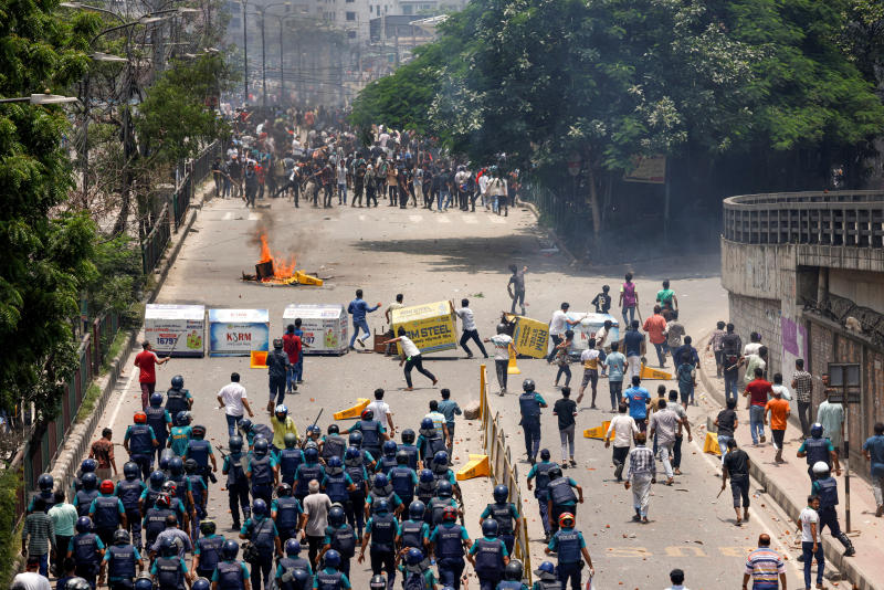 Bangkok Post - Bangladesh TV news off air, communications disrupted as ...