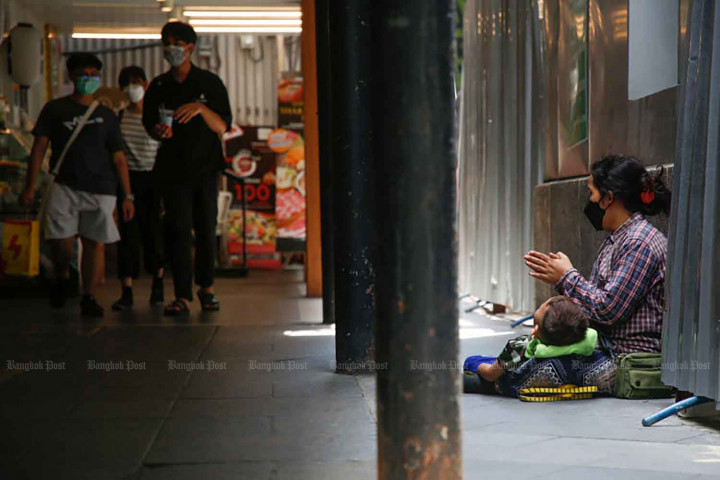 Bangkok Post - Public urged not to give beggars cash