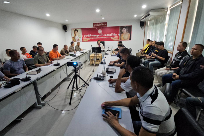 Bangkok Post - Chinese gang hunted for B70m robbery