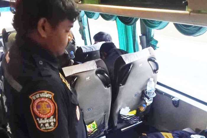 Bangkok Post - Shocked bus passenger learns silent companion is dead