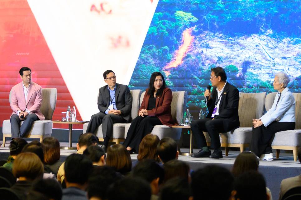 Bangkok Post - Global Trend Summit 2024 Spotlights Future Consumer Shifts