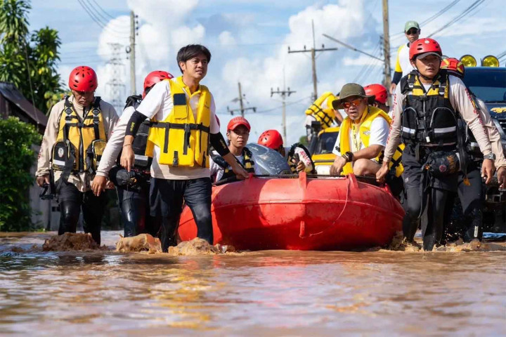Bangkok Post - Flooding affects about 30,000 families in 12 Thai provinces