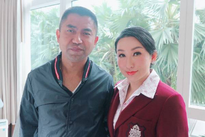 Bangkok Post - Wife of ‘Big Joke’ answers theft charge