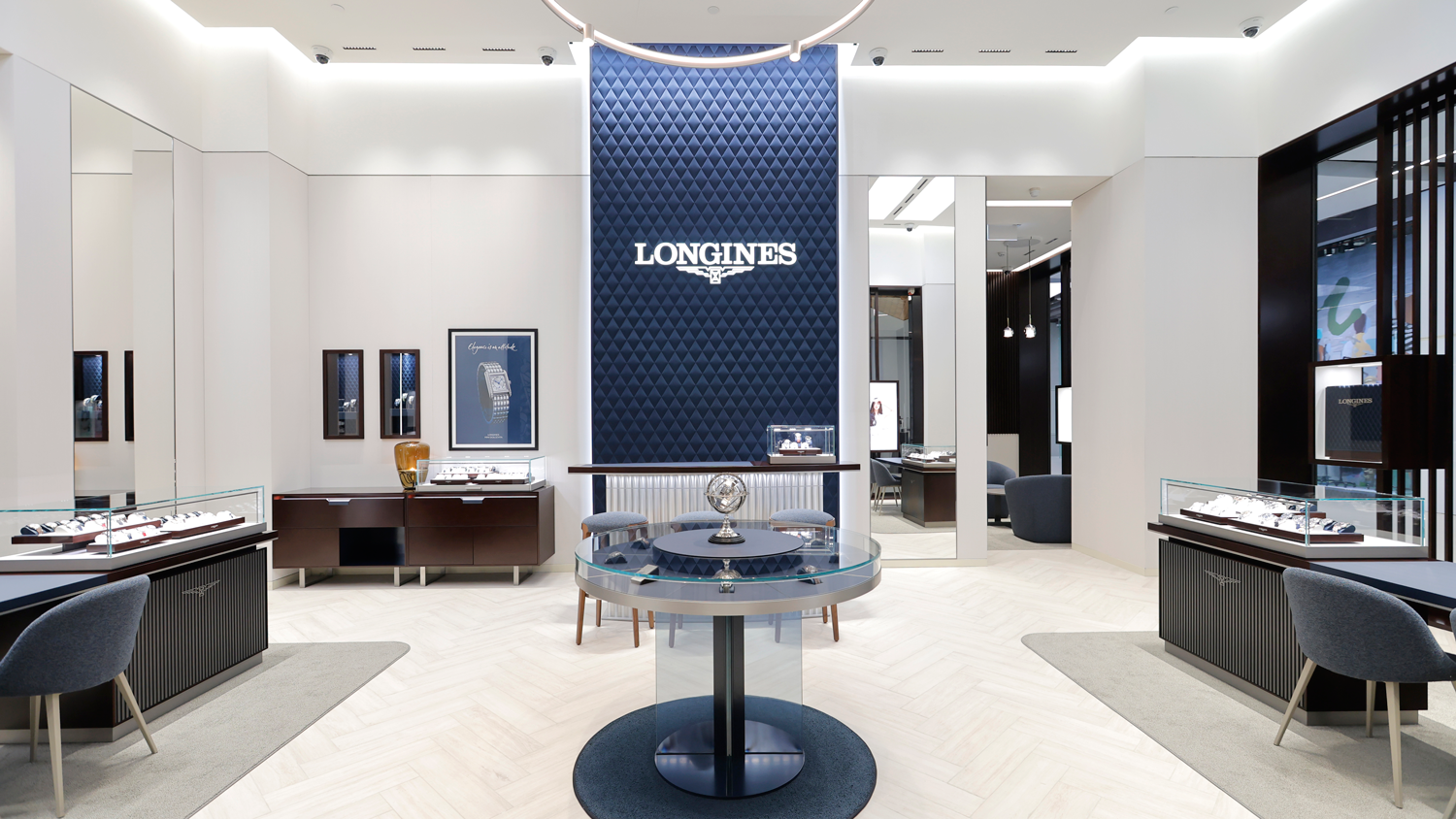 Bangkok Post - Longines Introduces Mini DolceVita Collection in Pure Gold