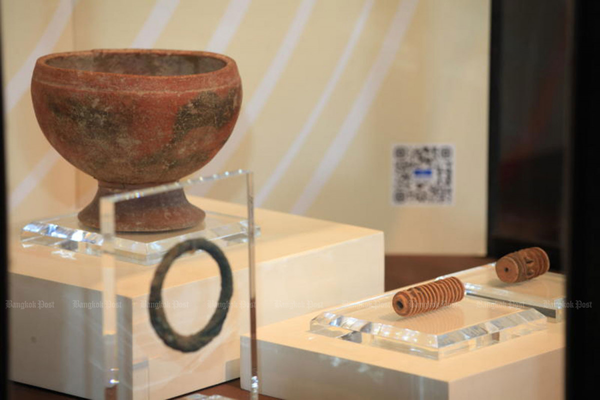 Bangkok Post - US embassy returns Ban Chiang artefacts