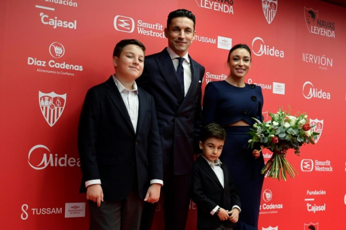 Bangkok Post - Emotional Jesus Navas bids farewell to football career