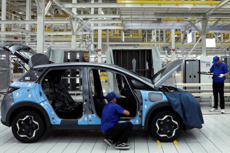 Bangkok Post - US bans Chinese and Russian tech in smart cars