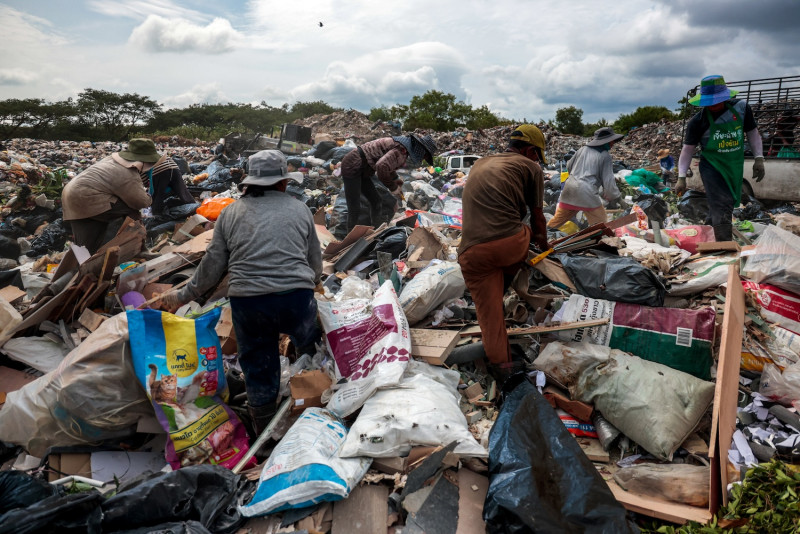 Bangkok Post - Phuket grapples with growing garbage crisis