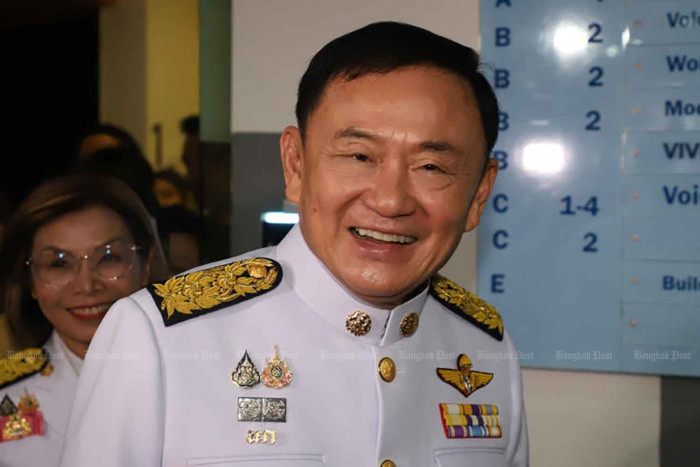 Bangkok Post - PM's dad Thaksin says no plans for a cabinet reshuffle