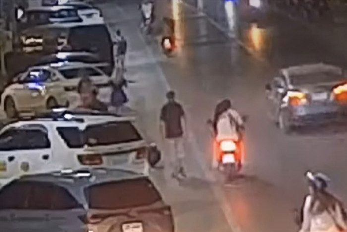 Bangkok Post - Australian bag-snatchers caught in Phuket