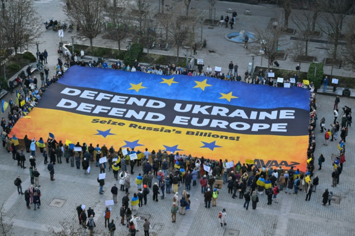 Bangkok Post - EU emergency summit seeks to beef up defence