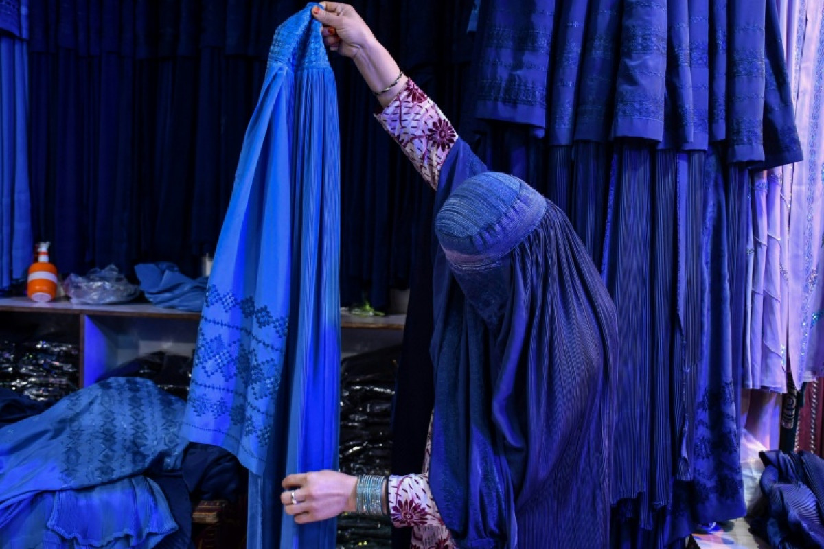 Bangkok Post - New generation of Afghan women shift from burqa