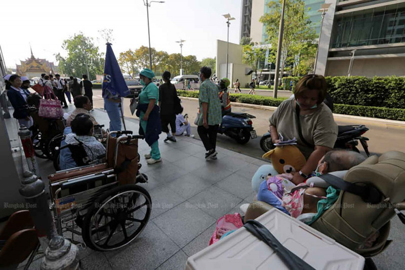 Bangkok Post - Quake-hit Bangkok declared disaster area