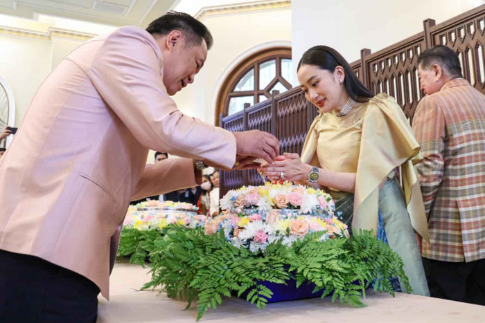 Bangkok Post - Anutin hails Pheu Thai connection