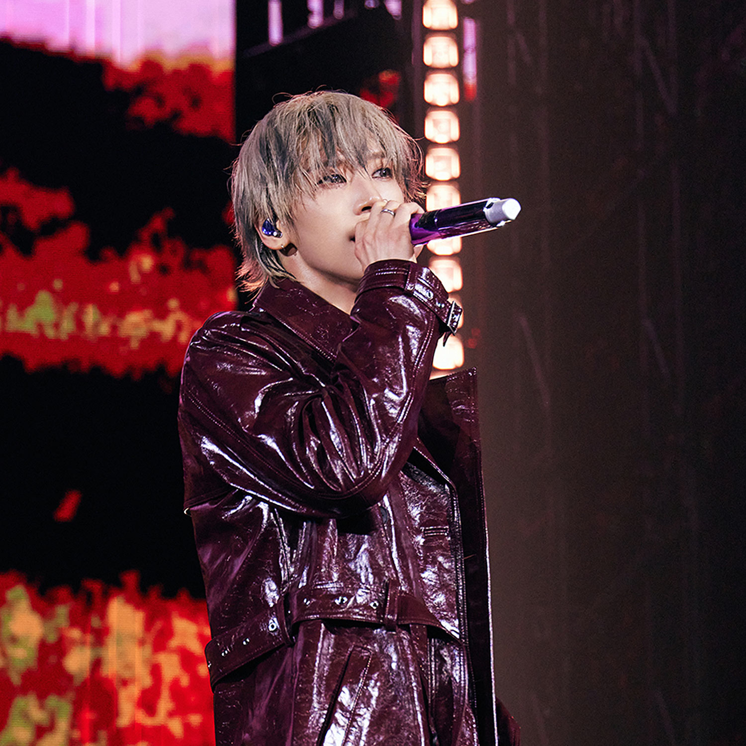 Bangkok Post - K-pop star Ten lights up Bangkok