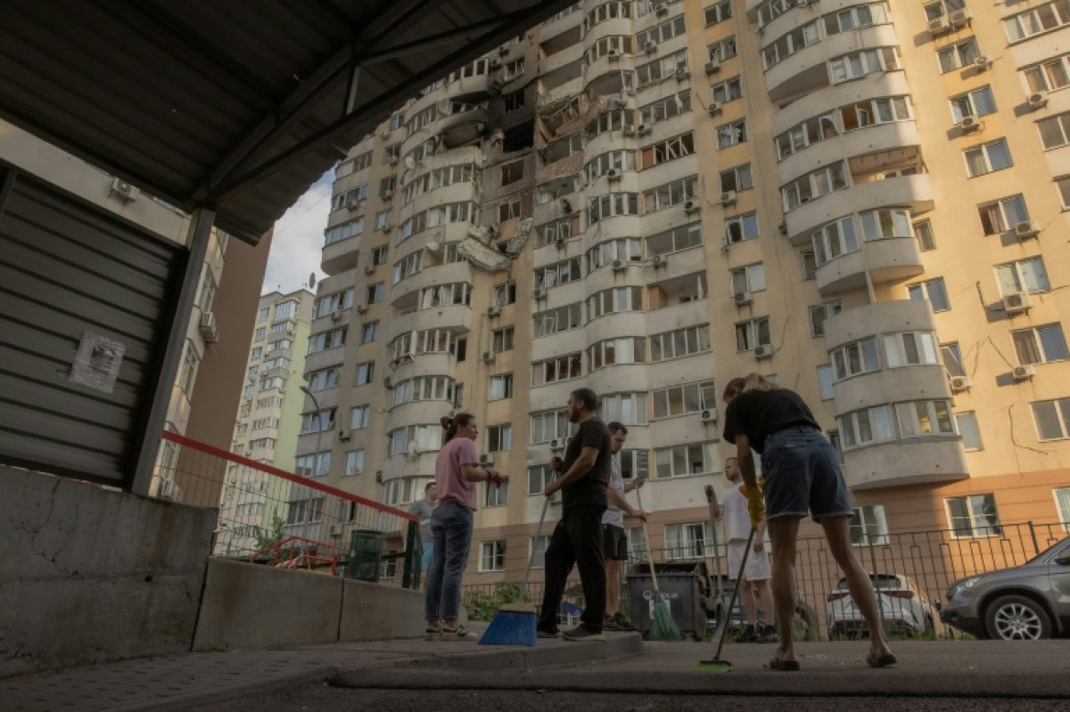 Bangkok Post - Russia pummels Kyiv in deadly attack after Putin ...